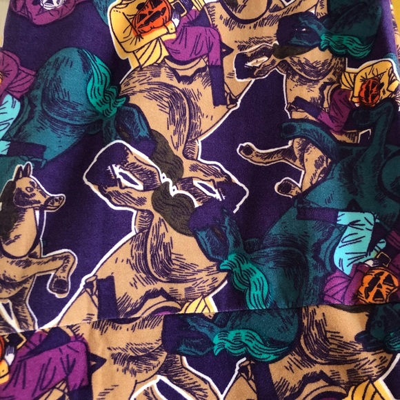LuLaRoe | Dresses | Nwt Llr Xl Gold Carly Tc Headless Horseman Legging ...